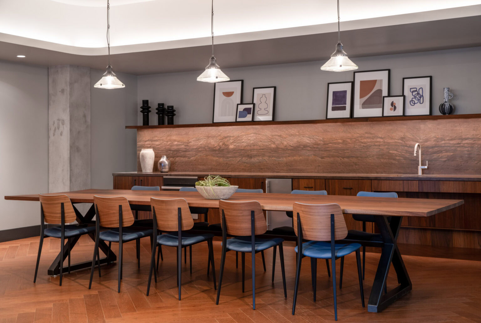 The George | Features & Amenities